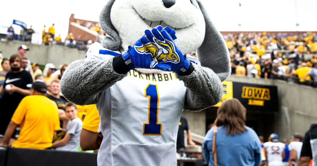 South Dakota State Mistaken For The Wrong SDSU In ESPN Highlight