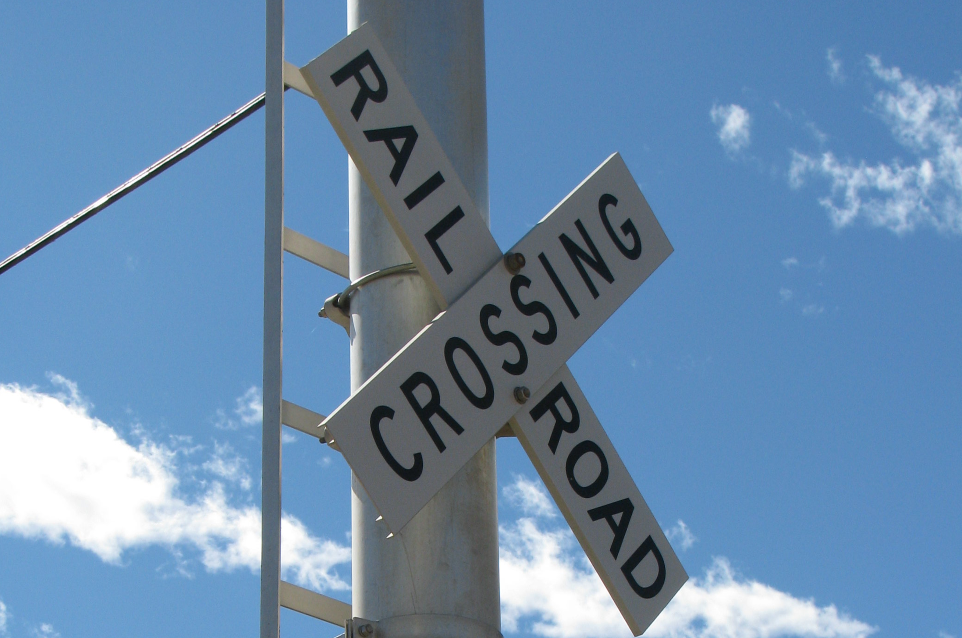 Northern Minnesota train derailment involving 'dangerous goods' - Bring ...