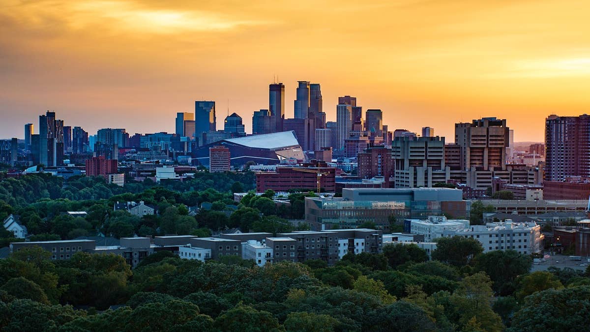 Minneapolis minimum wage will exceed $16 an hour in 2026 - Bring Me The ...