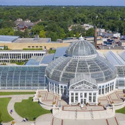 Como Zoo's Corpse Flower begins blooming, drawing visitors for its ...