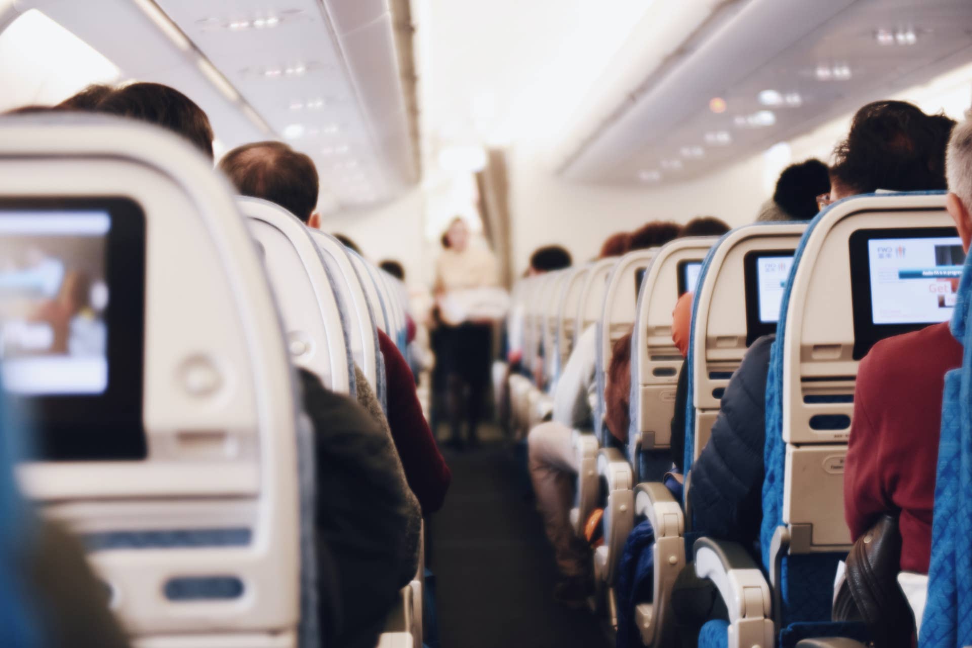 Lawsuit: Woman kissed, groped by intoxicated off-duty airline worker on ...