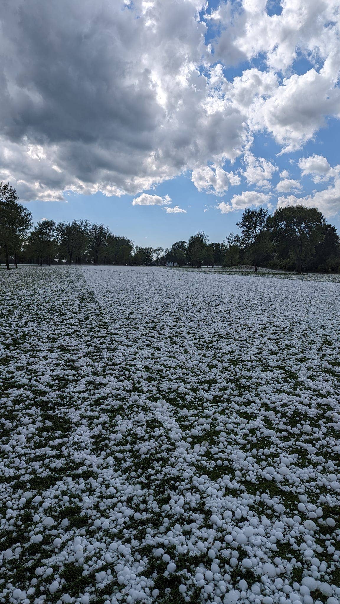 Massive hail obliterates greens at Minnesota golf course - Bring Me The ...