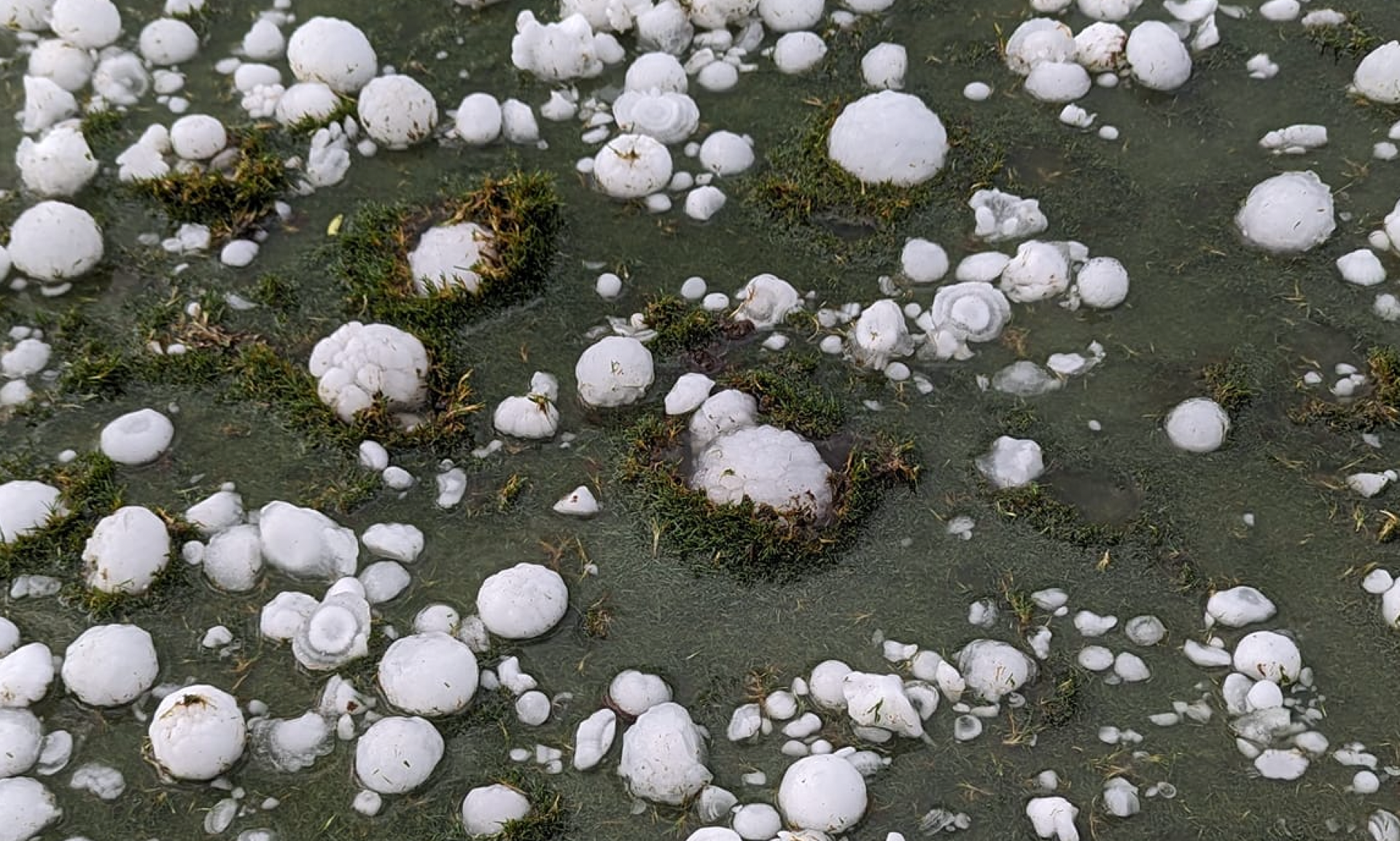 Massive hail obliterates greens at Minnesota golf course - Bring Me The ...