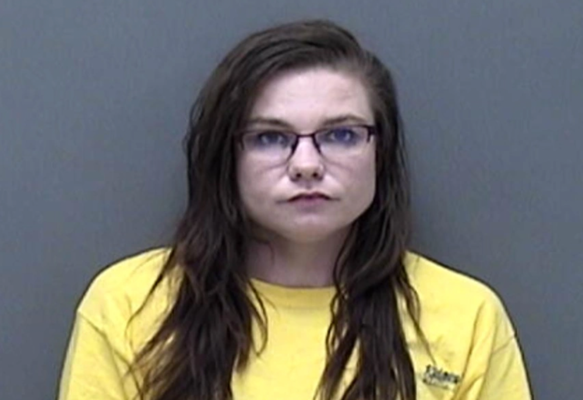 Animal torture charges: Minnesota woman let 9 dogs starve to death, rot ...