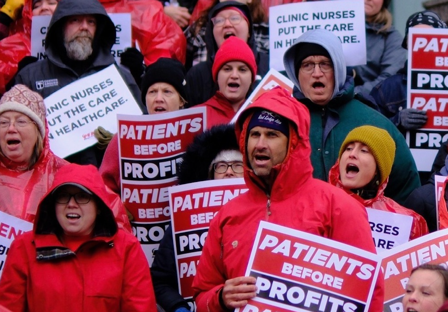 Pickets at 13 Minnesota hospitals as contracts expire for thousands of ...