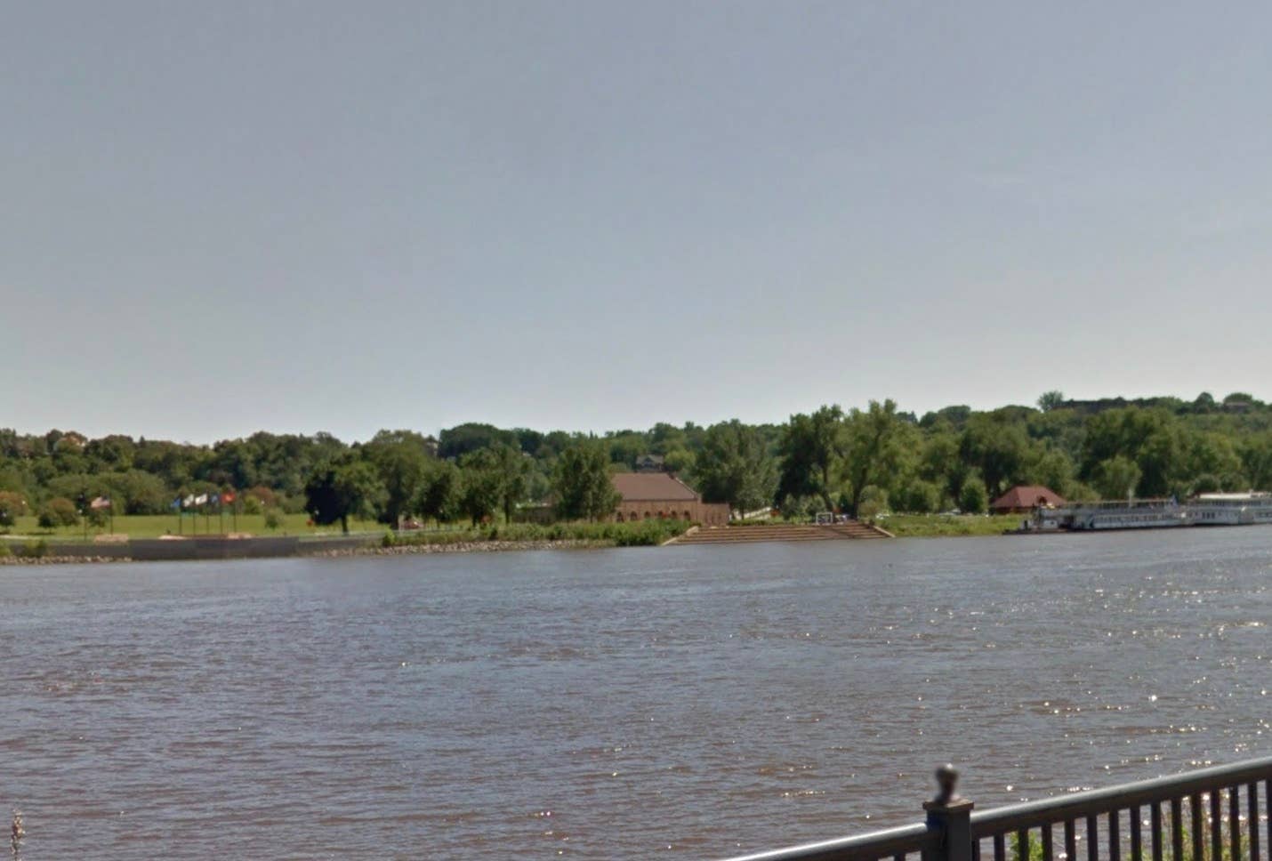 Amid Data Center Controversy Pine Island Mayor Suddenly Resigns