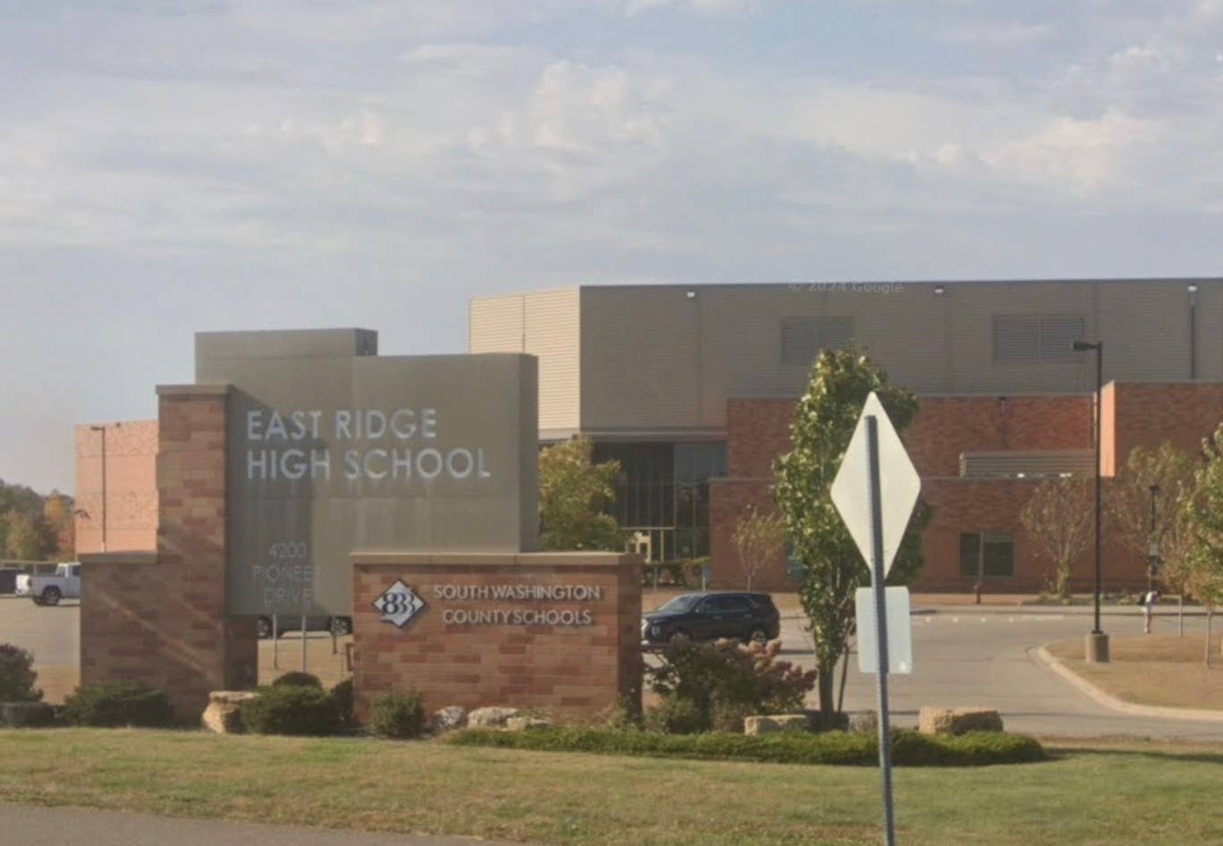 Knife seized from student after brief lockdown at Woodbury school ...