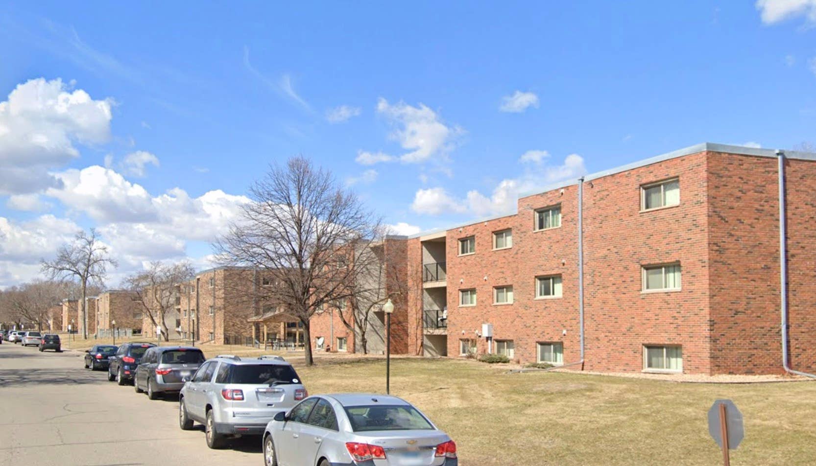 One person injured in Brooklyn Park apartment fire - Bring Me The News