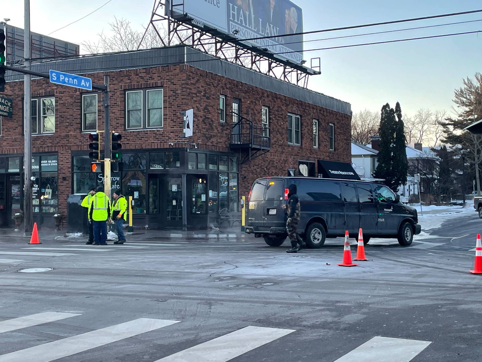 Water main break wreaks havoc on southwest Minneapolis businesses ...