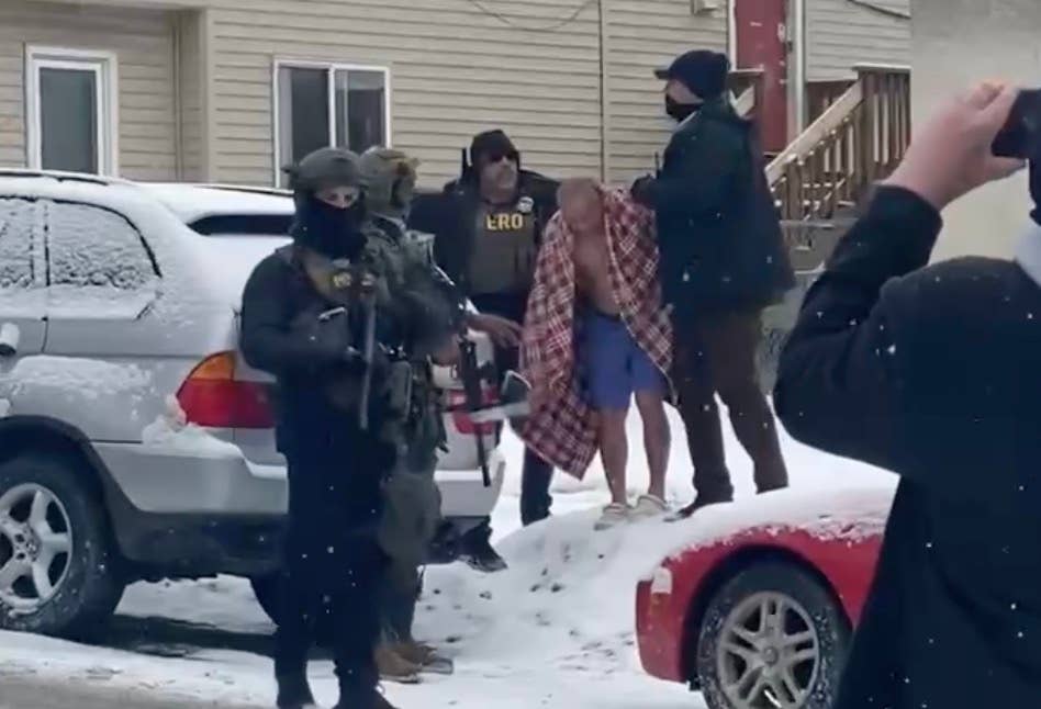 ICE agent charged with pointing gun at motorist on Minneapolis highway ...