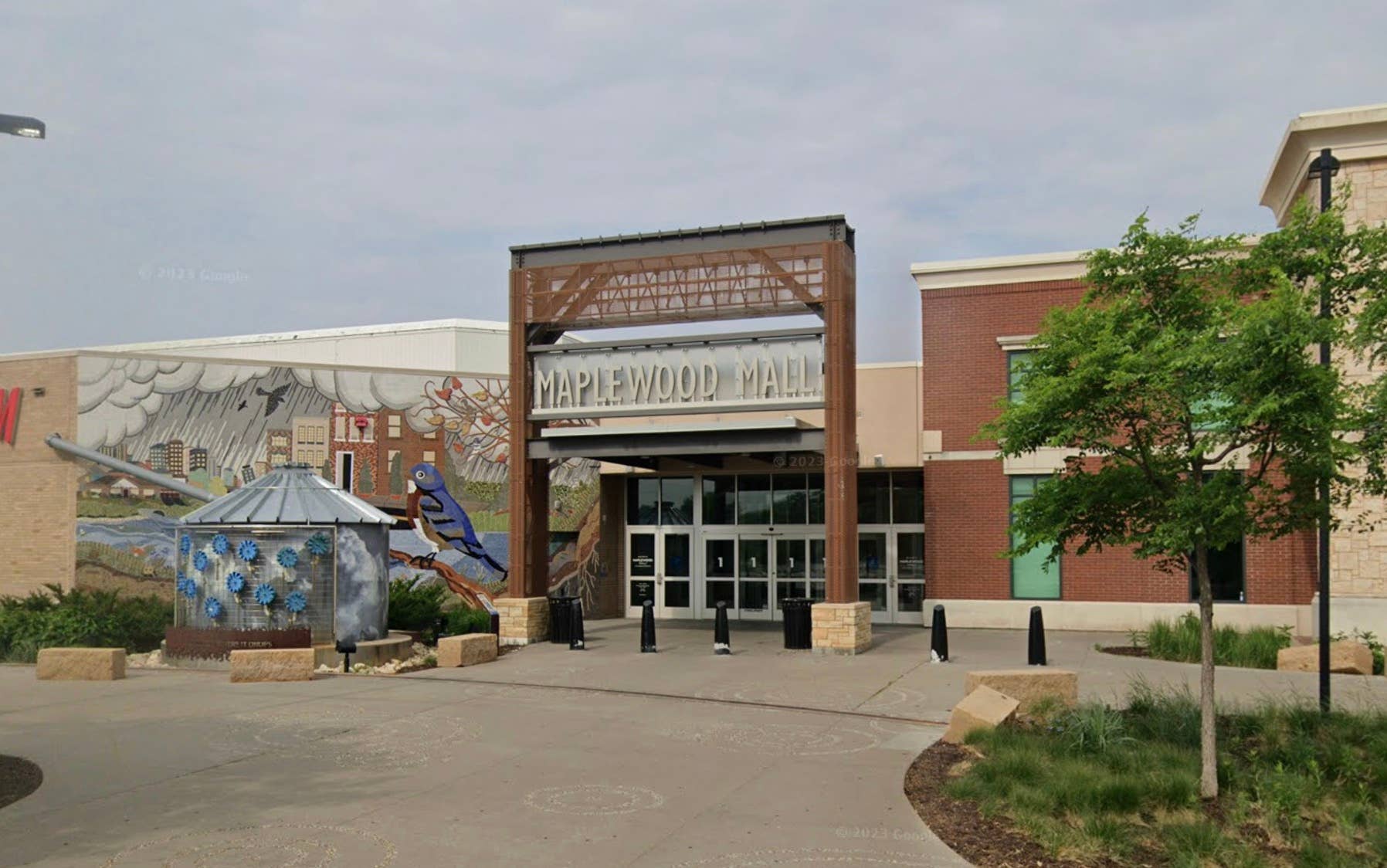 Police arrest teen suspect in Maplewood Mall shooting - Bring Me The News