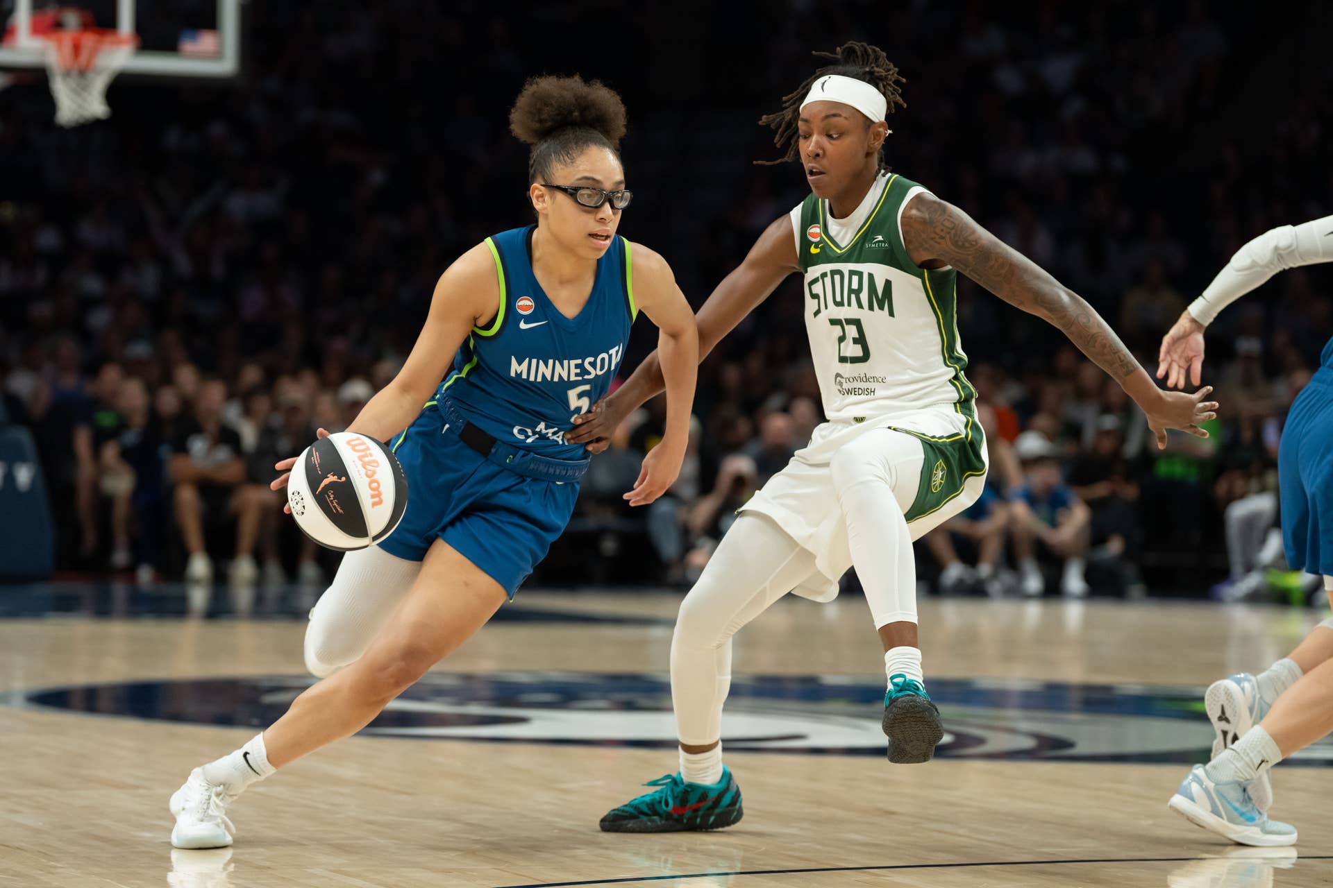Lynx extend winning streak to seven with dominant win over Storm ...