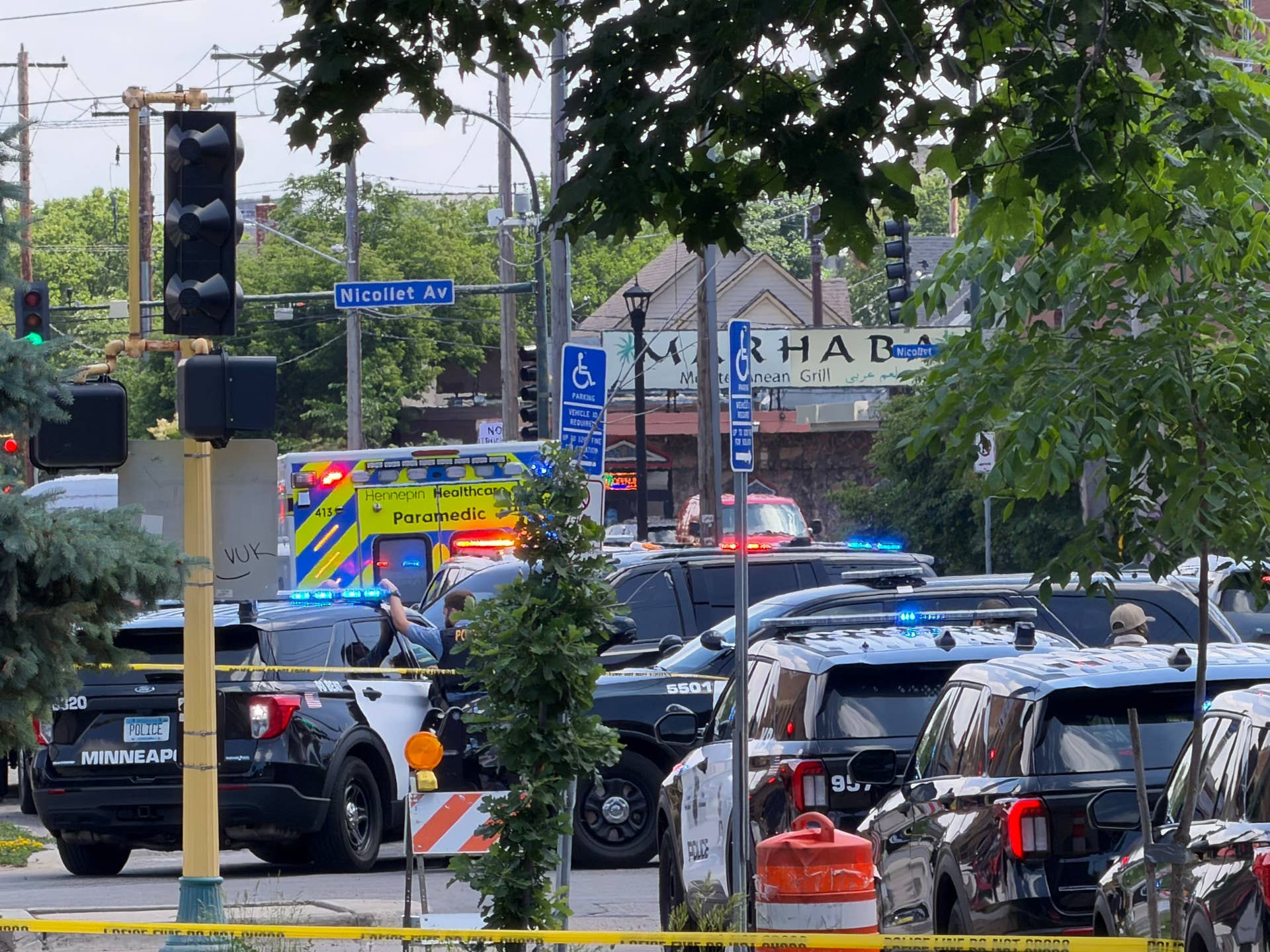Minneapolis standoff ends with suspect taken into custody - Bring Me ...