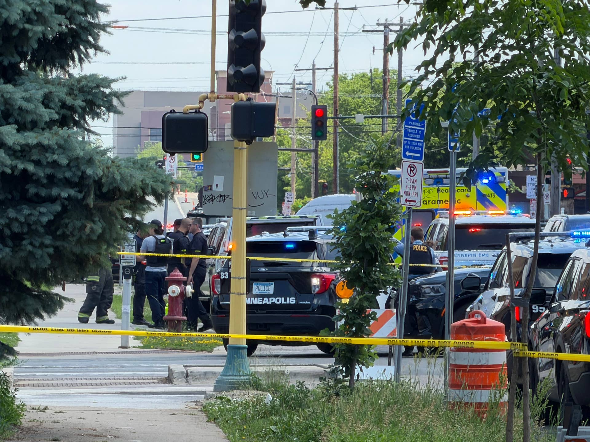 Minneapolis standoff ends with suspect taken into custody - Bring Me ...