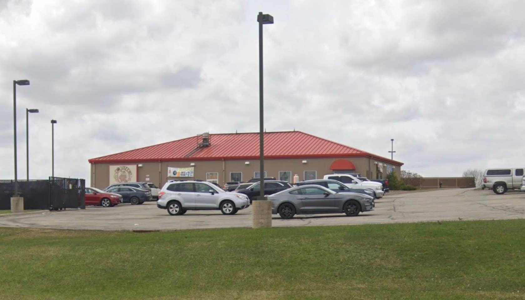 3 arrested after women shot outside Rochester bar - Bring Me The News