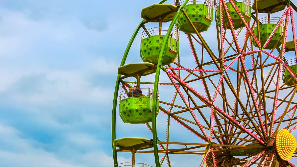 An iconic Minneapolis Ferris wheel is up for sale - Bring Me The News