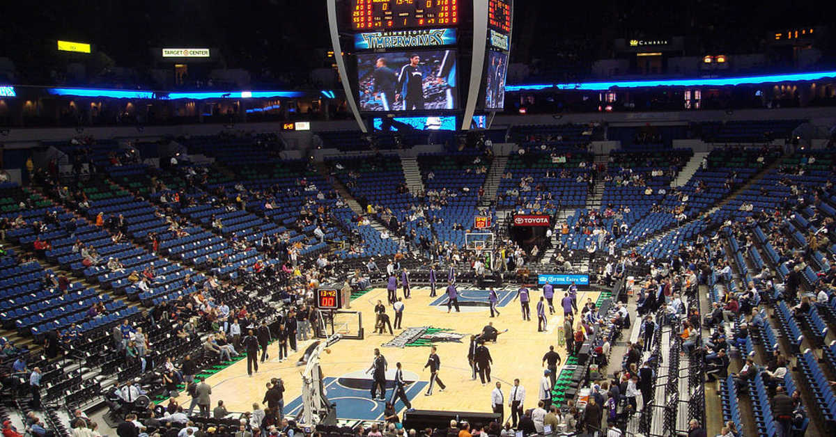 Timberwolves and Lynx crew members file to unionize - Bring Me The News
