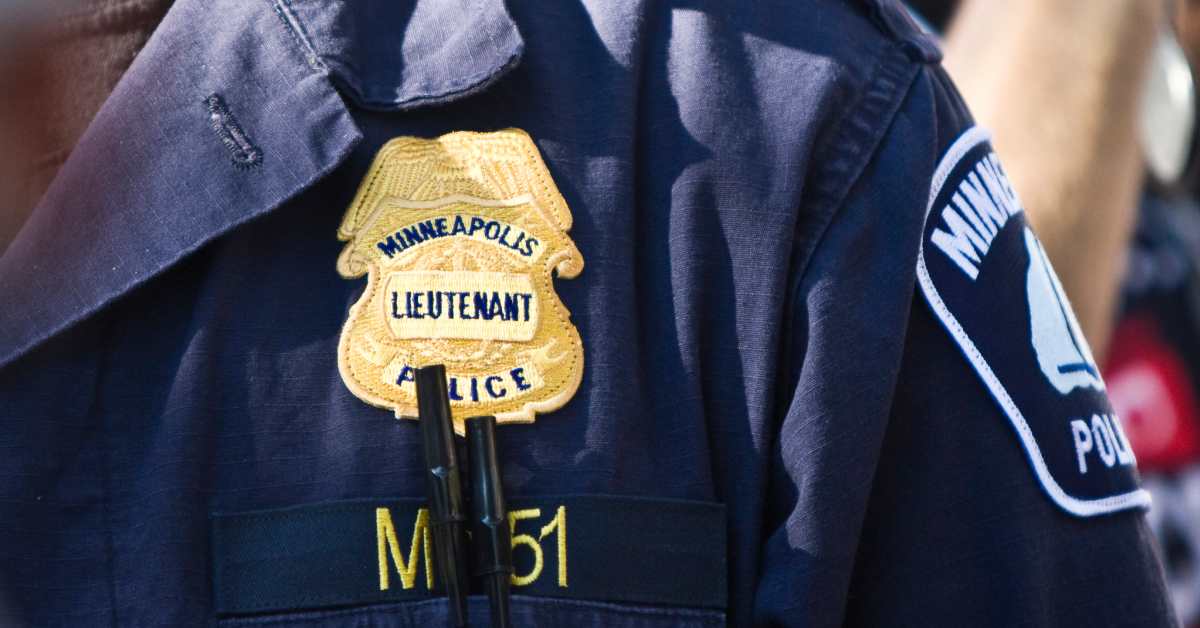 Minneapolis City Council approves new police contract: Officer bonuses ...