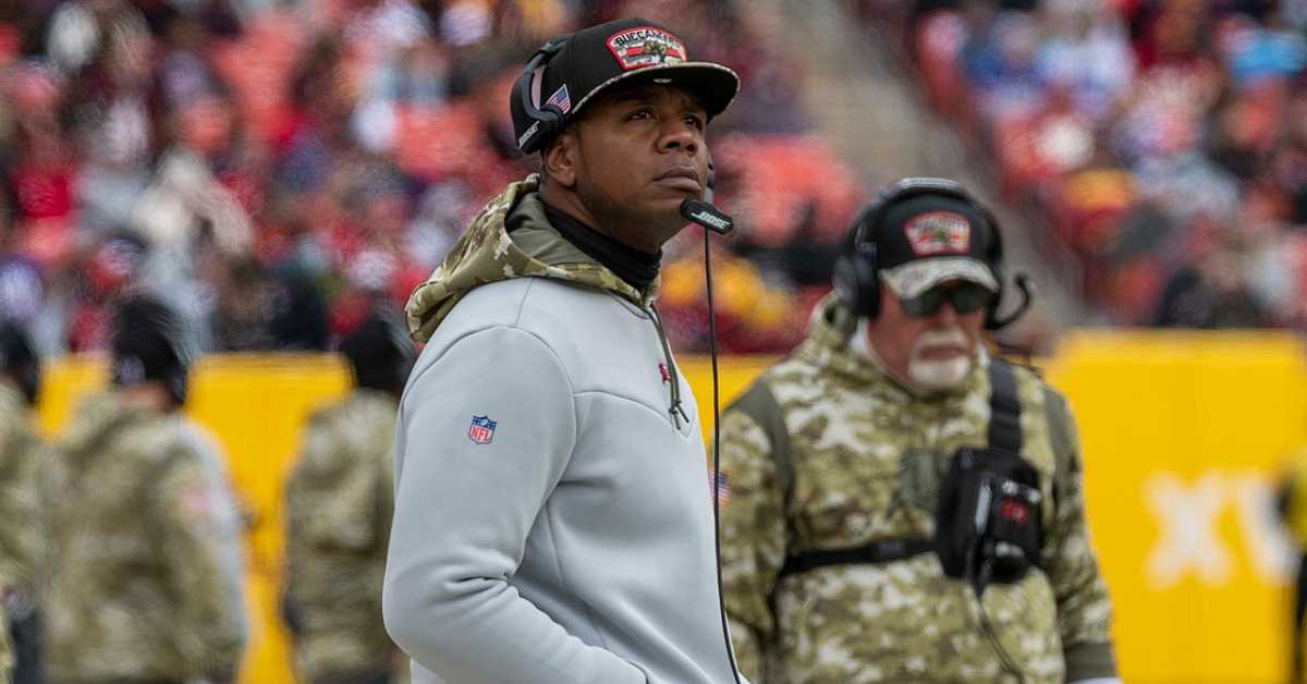 Leftwich, Moore and Hackett check boxes for Vikings head coaching ...