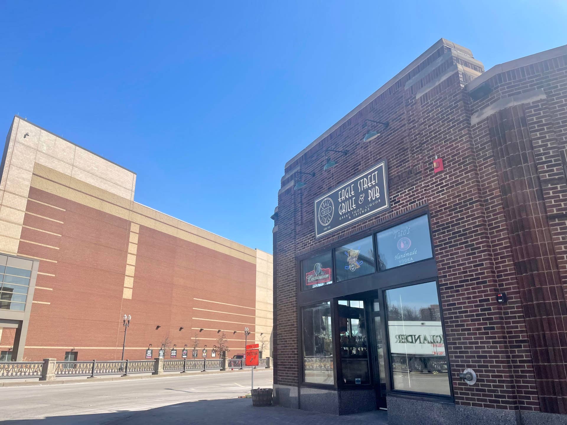 Eagle Street Grille in St. Paul to close after 20 years - Bring Me The News