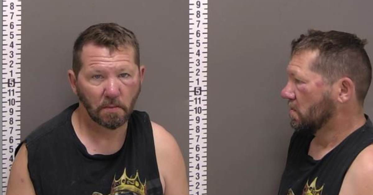 Charges: After being arrested, man slams deputy's hand in drawer at ...