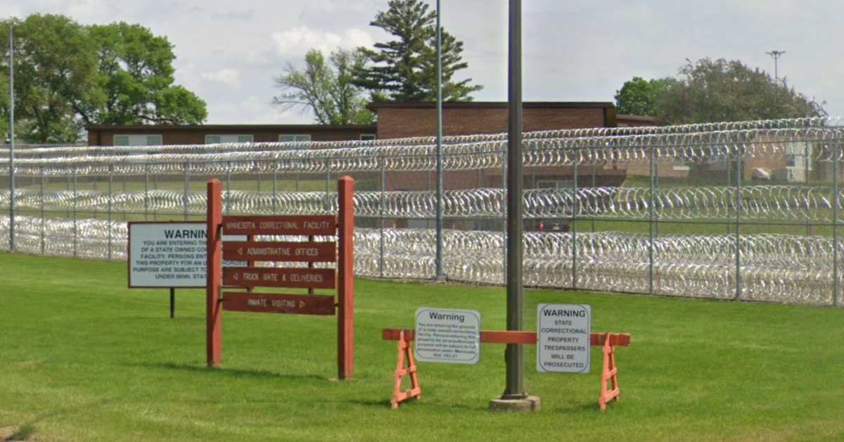 Inmate attempts to escape Minnesota prison, gets caught on razor wire ...