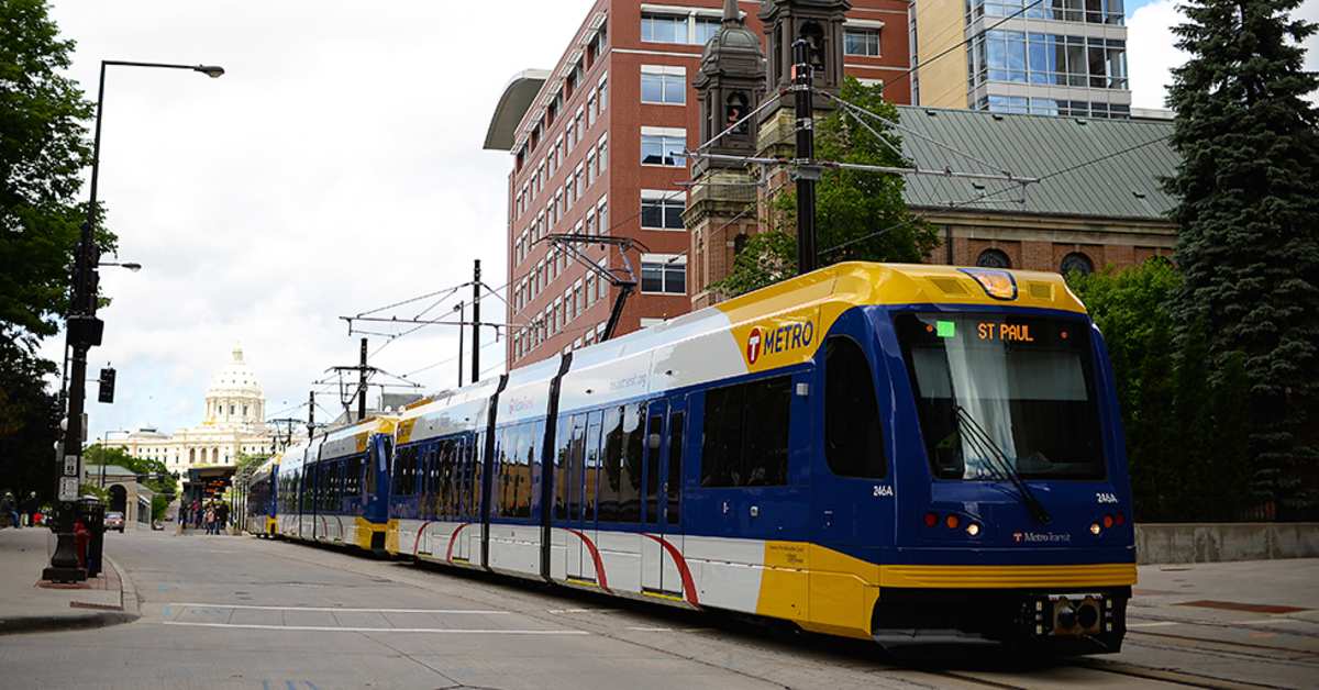 Metro Transit to encourage its senior staff to ride the light rail ...