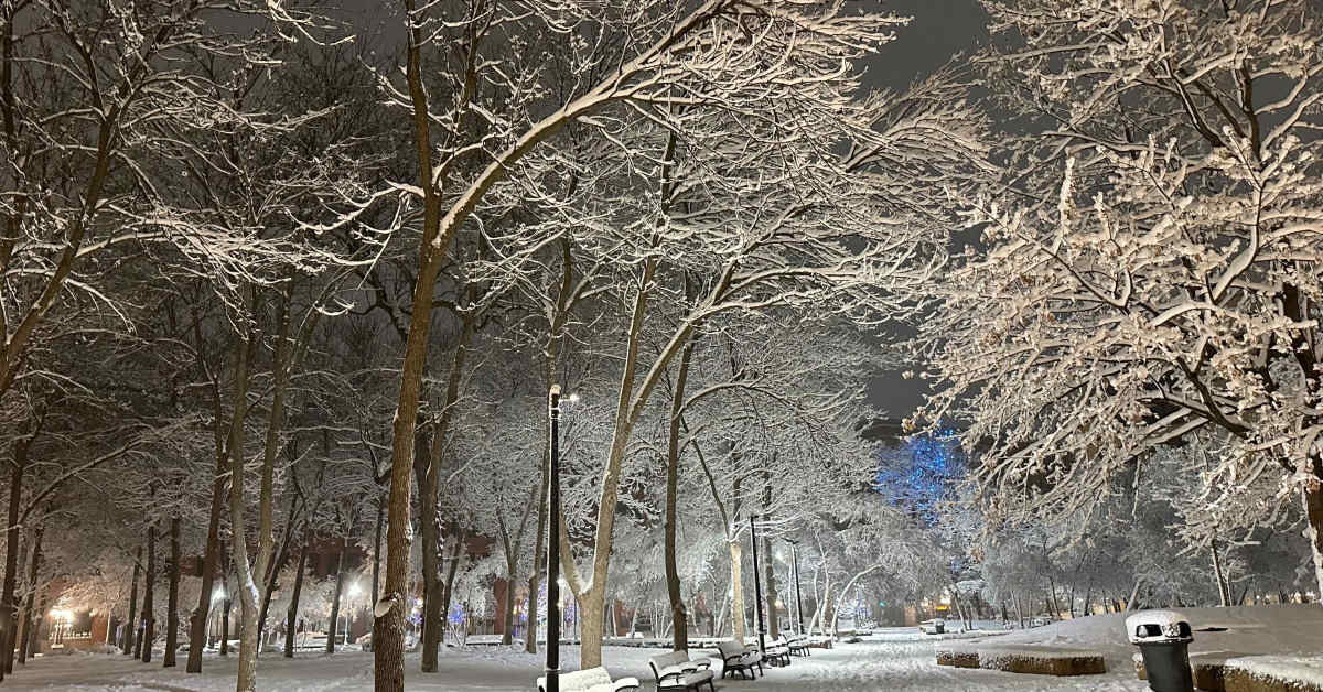 Seriously? Weather model showing snow for the Twin Cities on Halloween ...