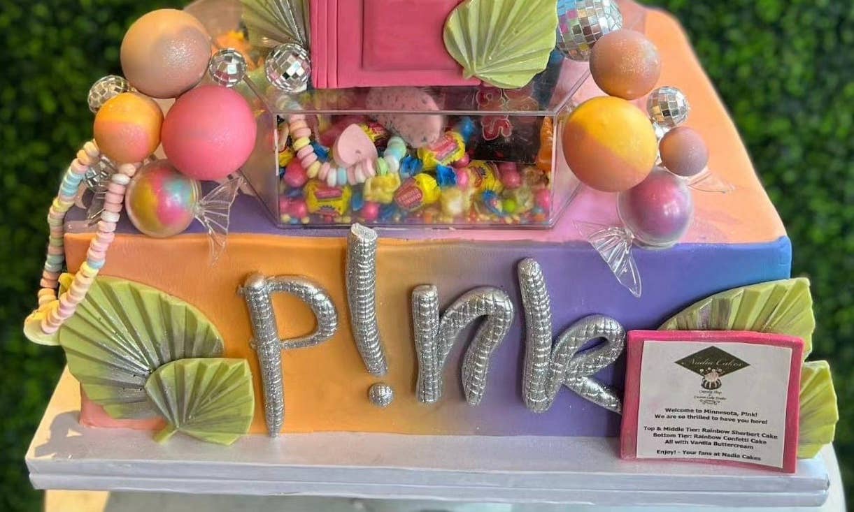Twin Cities bakery made a custom cake for Pink ahead of Target Field ...