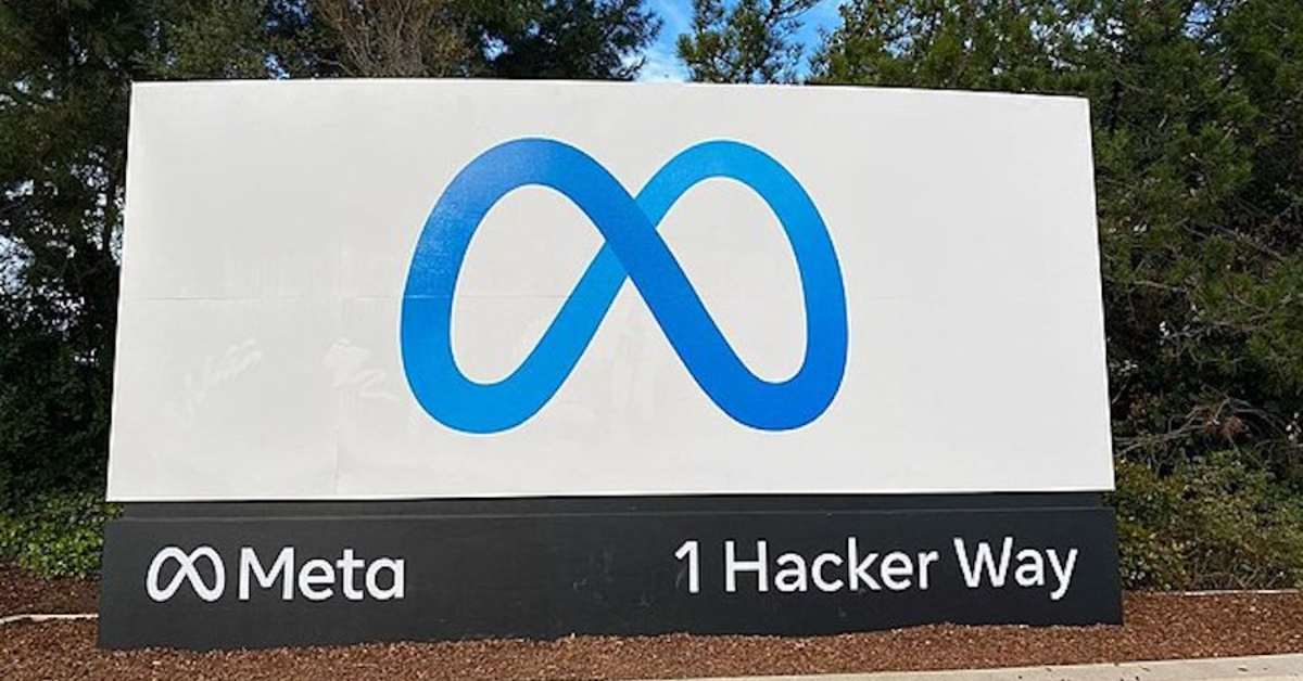 Facebook owner Meta to build $800 million data center in Rosemount ...