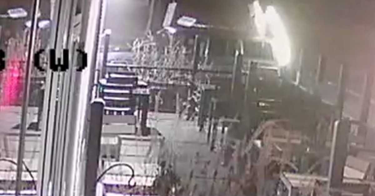 Police arrest suspect who crashed into Crystal coffee shop, fled scene ...