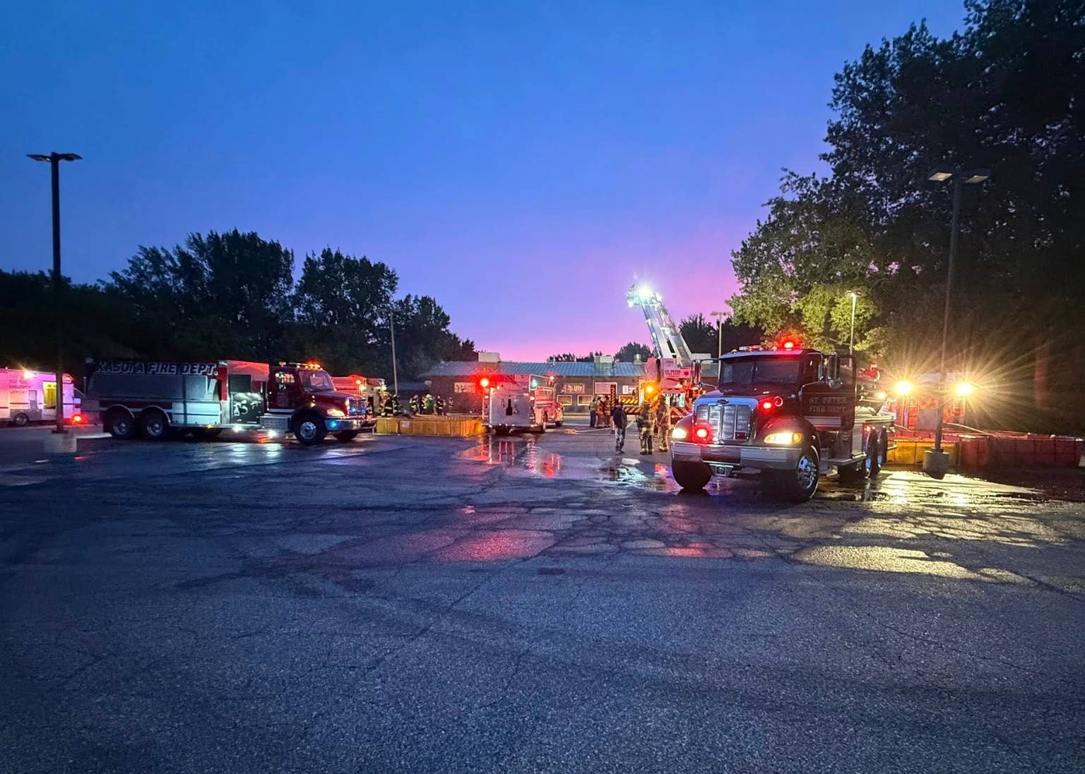 Fire breaks out at Neisen's Riverside Sports Bar in St. Peter - Bring ...