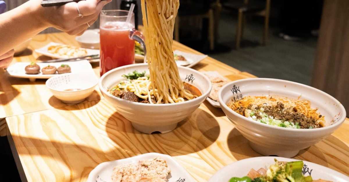 Canadian noodle chain selects Minnesota for its first U.S. location ...