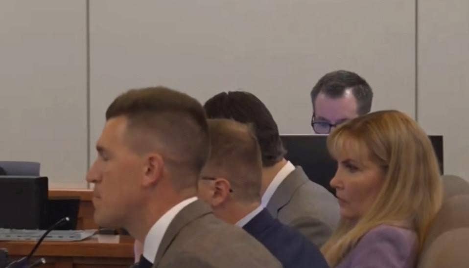 Jury deliberations begin in state Sen. Nicole Mitchell's burglary case ...