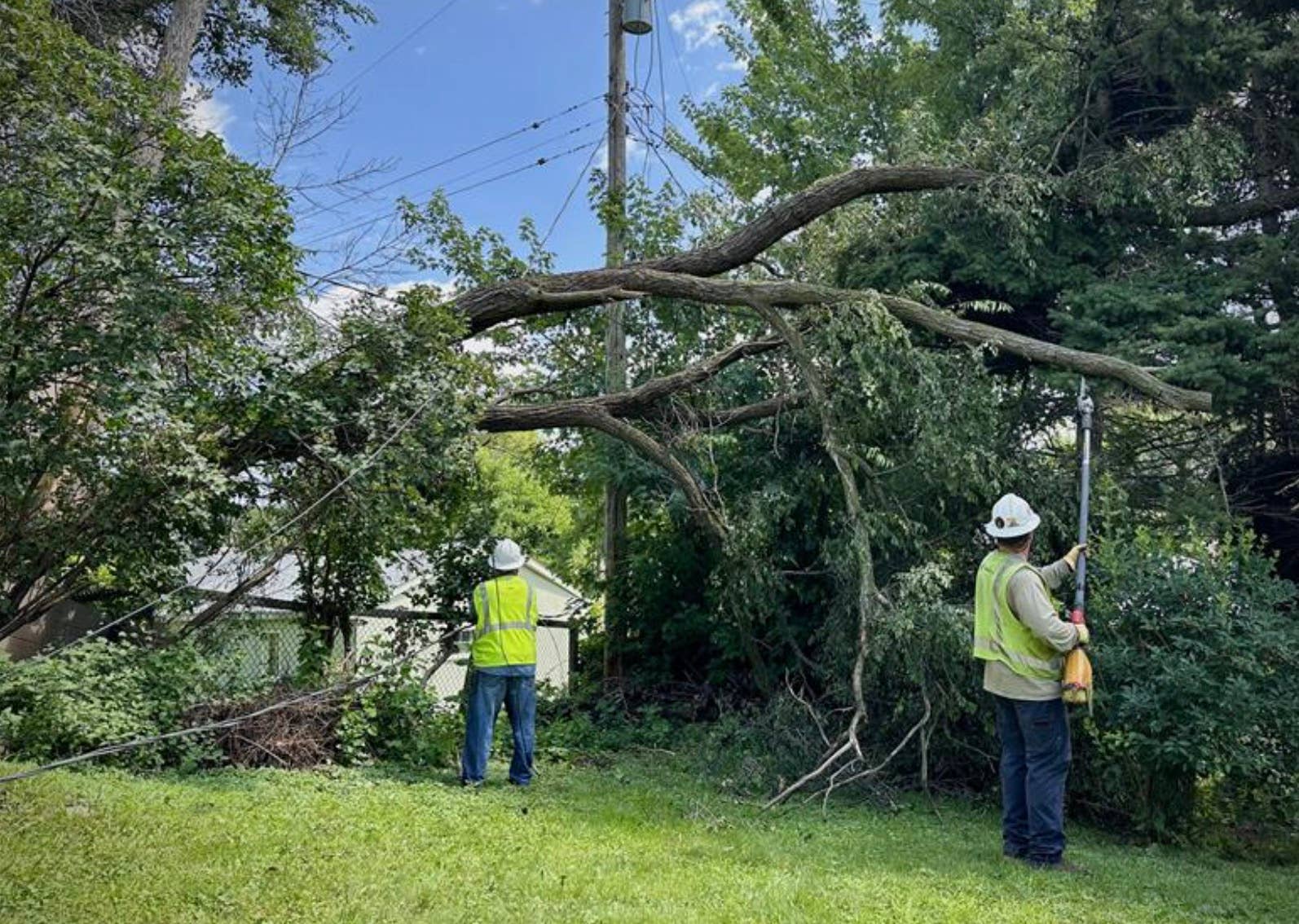 More than 6,000 Twin Cities homes still without power 36 hours after ...