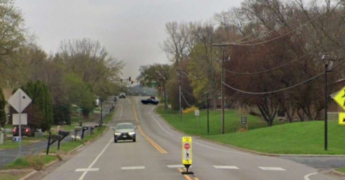 Eden Prairie hit-and-run driver strikes woman and children in crosswalk ...