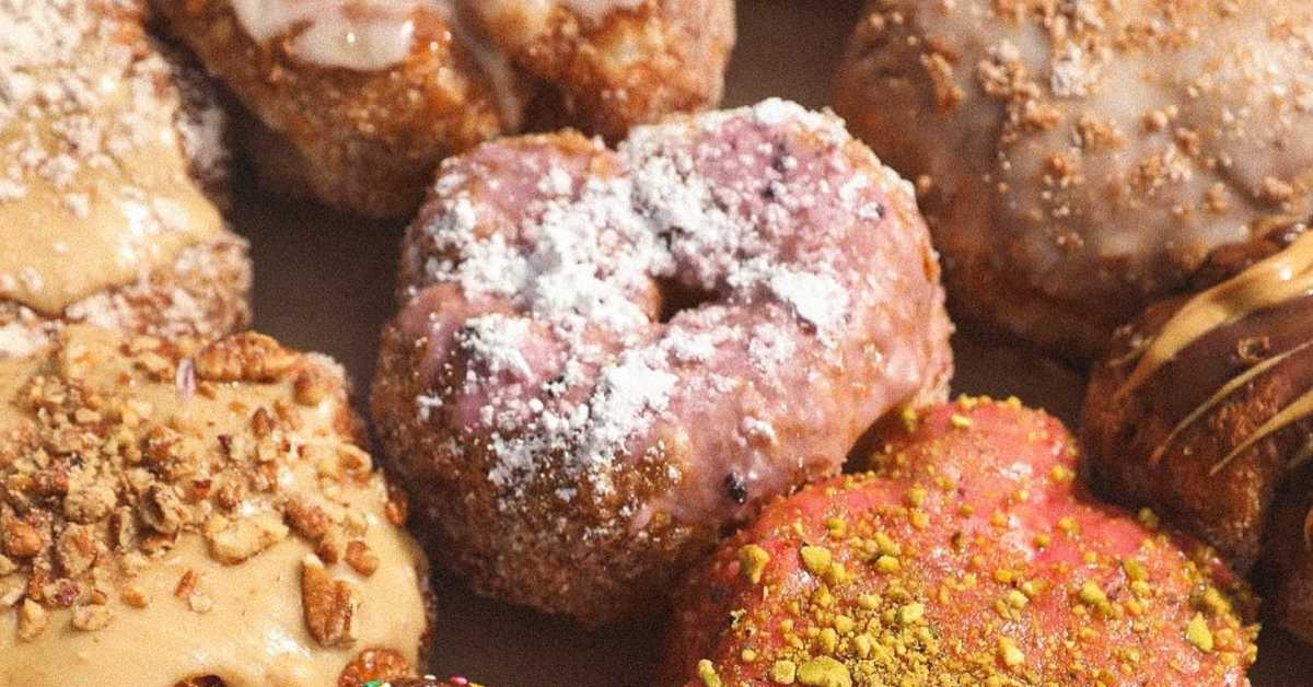 Layered doughnut shop to open first Minnesota location Saturday - Bring ...