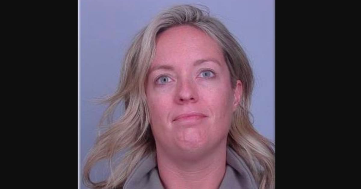 Woman who embezzled $2.7M from employer to fund gambling habit is sentenced - Bring Me The News