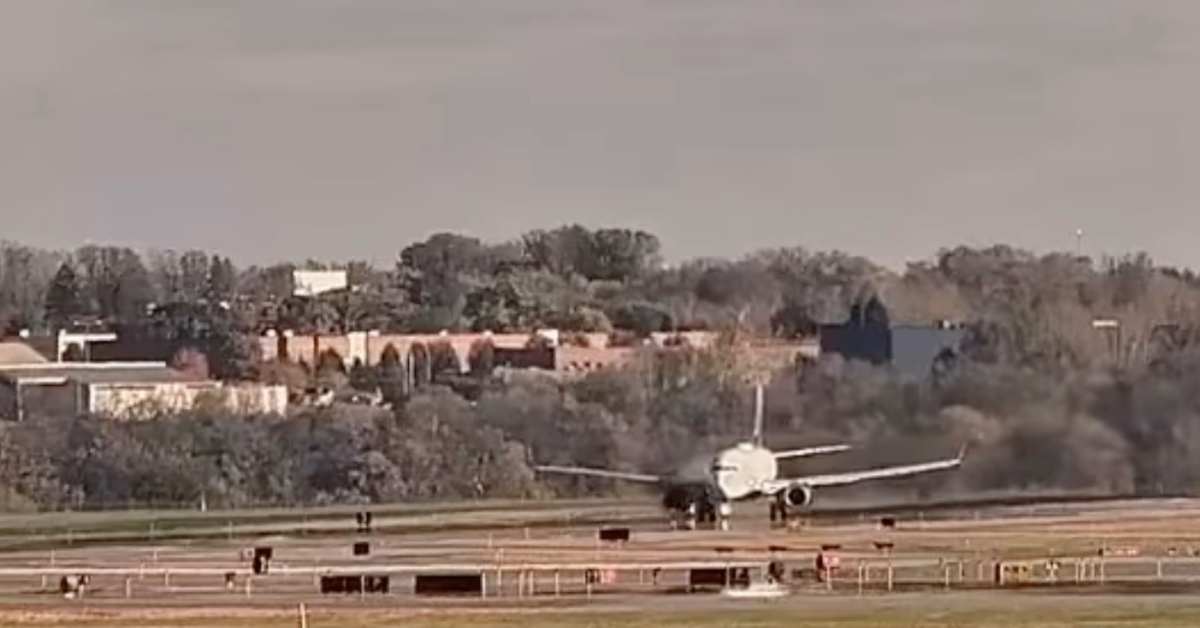 Delta plane aborts takeoff at MSP as video shows apparent engine ...