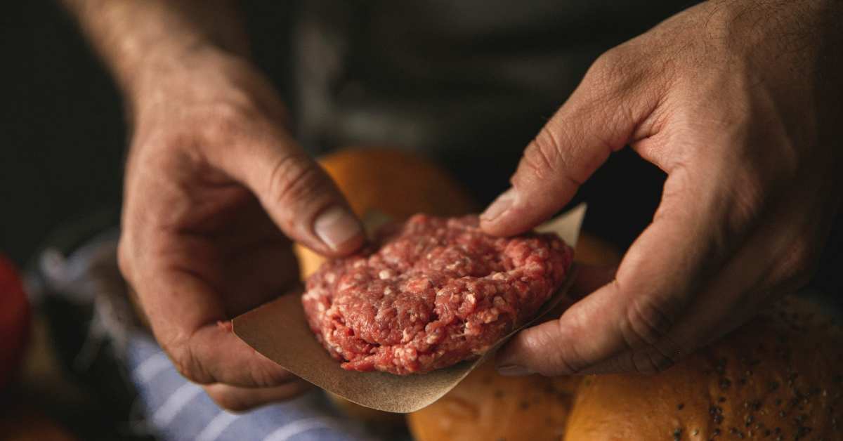 E. coli outbreak tied to Minnesota restaurants triggers recall on ...