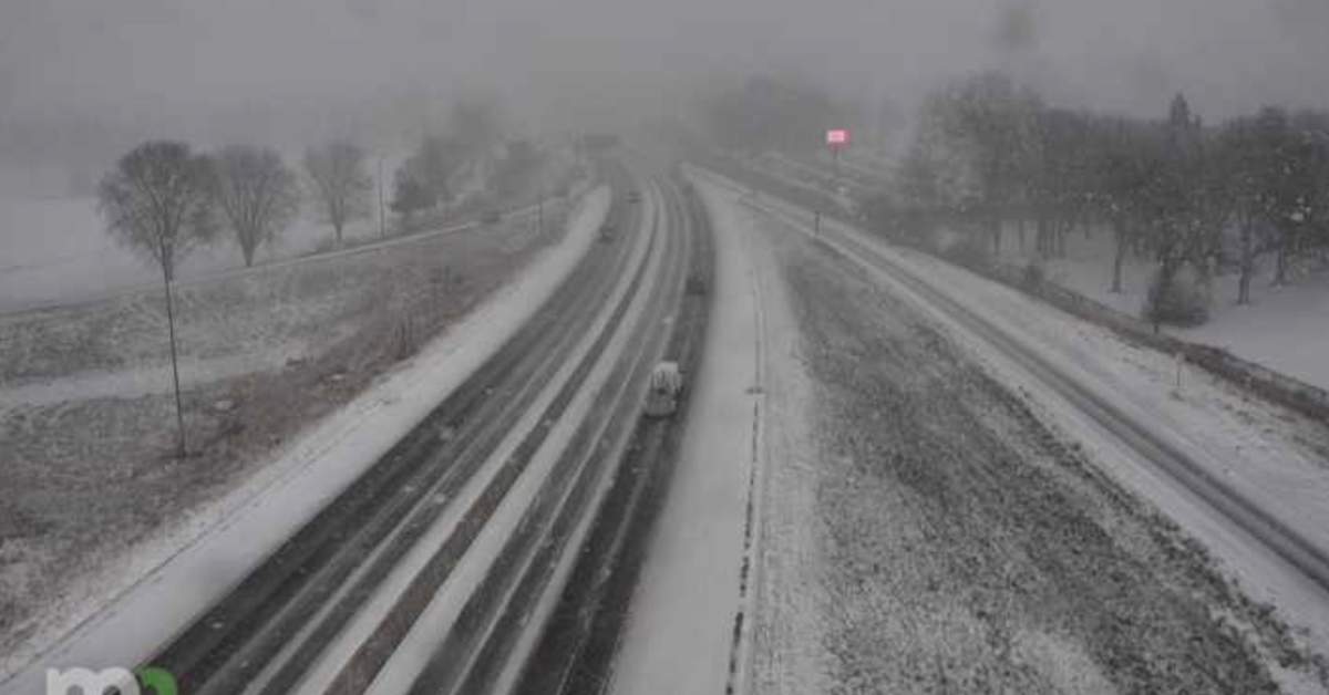 Snow squall brings whiteout to Twin Cities; no-travel advised in NW Minnesota - Bring Me The News