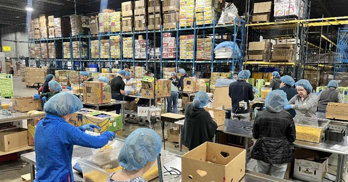 Minnesota anti-hunger nonprofit reports record food shelf visits for 4th straight year - Bring ...
