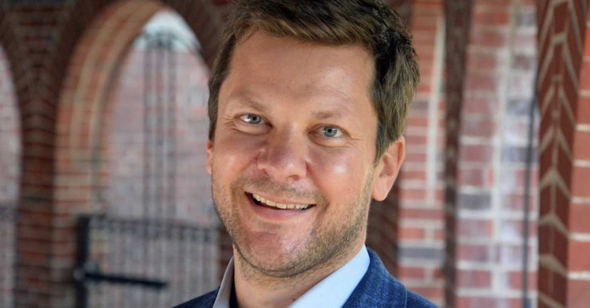 Popular Minneapolis teacher dies after 24-year battle with brain cancer ...