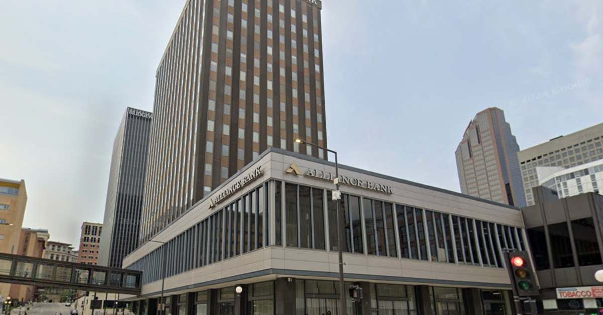 St. Paul closes skyway access in Alliance Bank Center after tenant ...