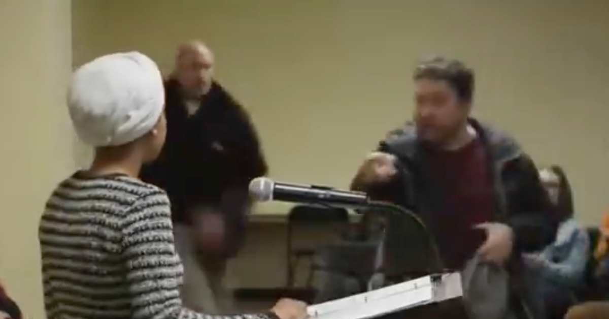 BREAKING: Rep. Ilhan Omar rushed, sprayed by man at town hall event in ...