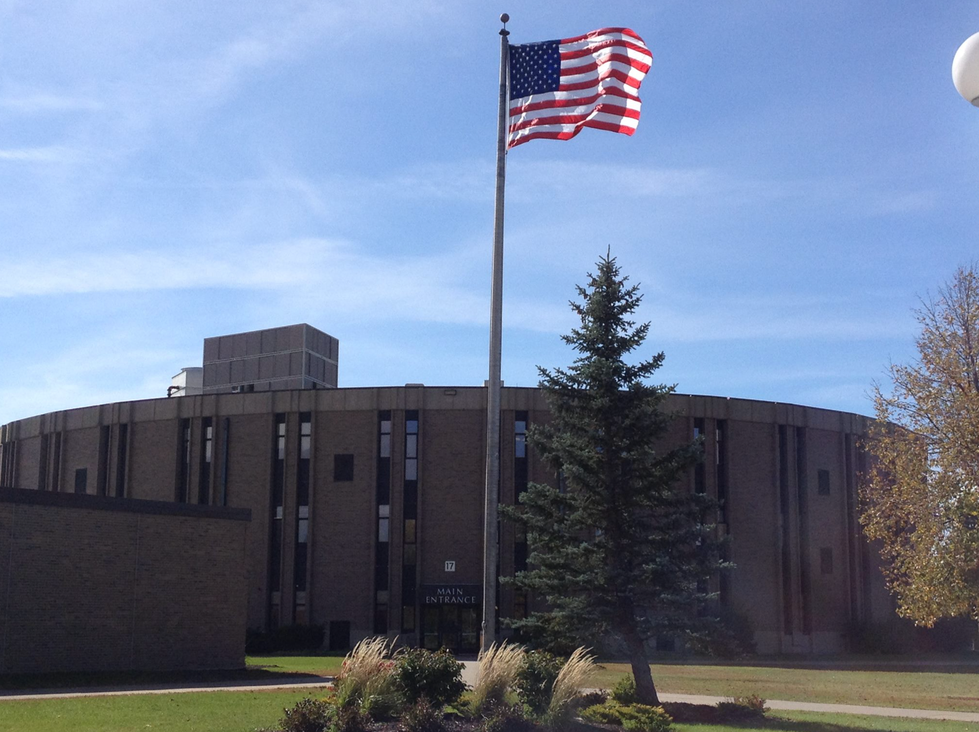 Tentative agreement reached to sell off Metcalf Middle School in Eagan ...