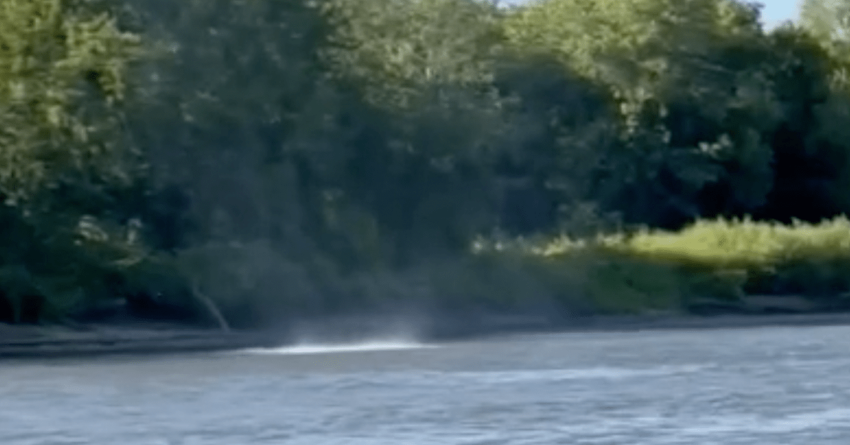 Watch: Rare 'water devil' on the Mississippi River in Minnesota - Bring ...