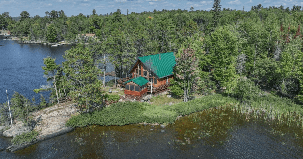 Listed: $1.2M retreat on Rainy Lake's Grindstone Island - Bring Me The News