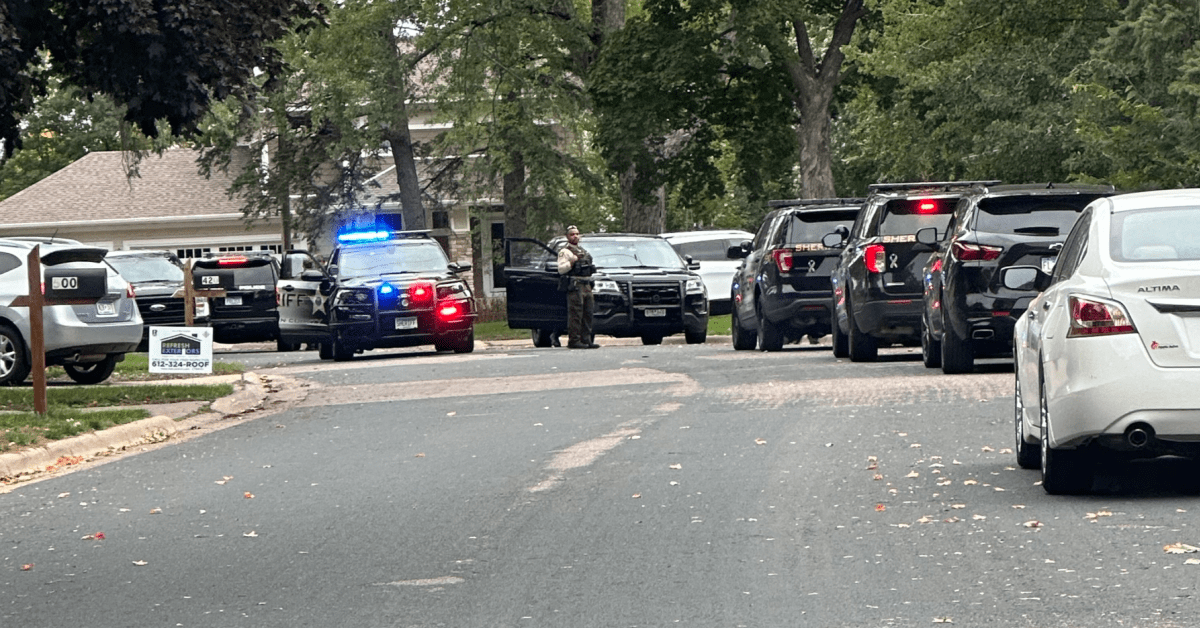 Six arrested after pursuit of armed carjacking suspects ends in Golden ...