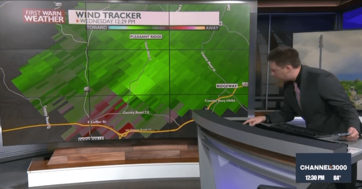 Wisconsin meteorologist warns mom of incoming tornado live on air ...